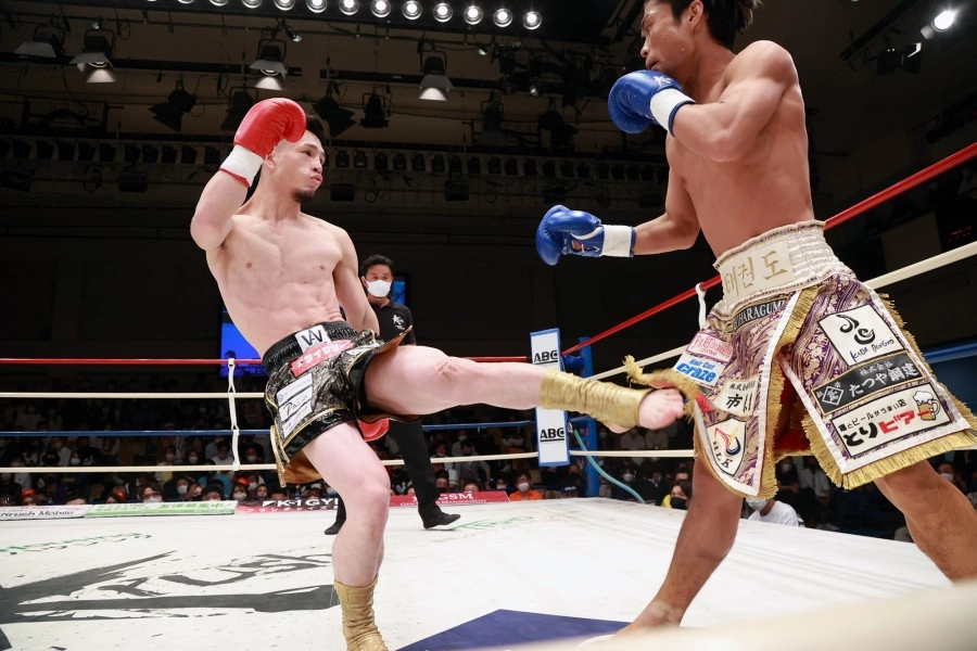 「Krush.146」2.25(土)後楽園＜インタビュー＞吉岡ビギン「体重が落とせることを証明して、バンタム級で再出発する覚悟を決めた。用意された試合を勝ち続けていく」 | Krush 公式 ...